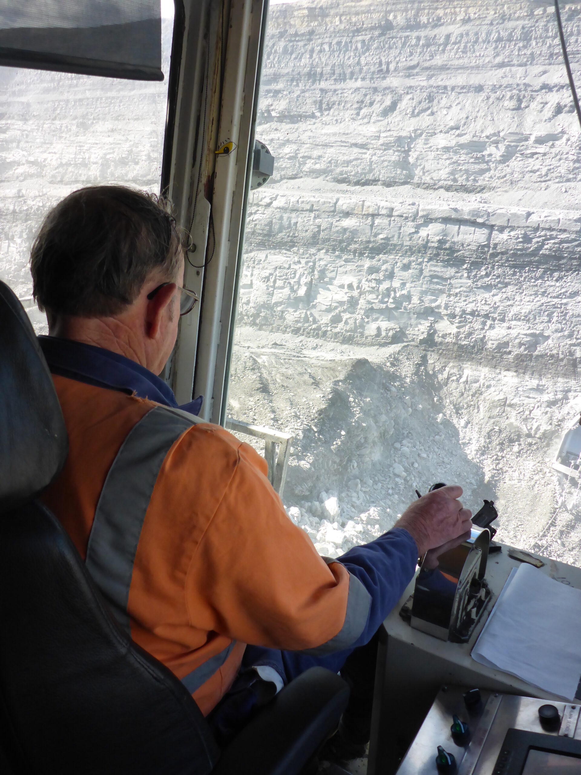 END OF AN ERA FOR MAN AND MACHINE – Hunter Valley Operations